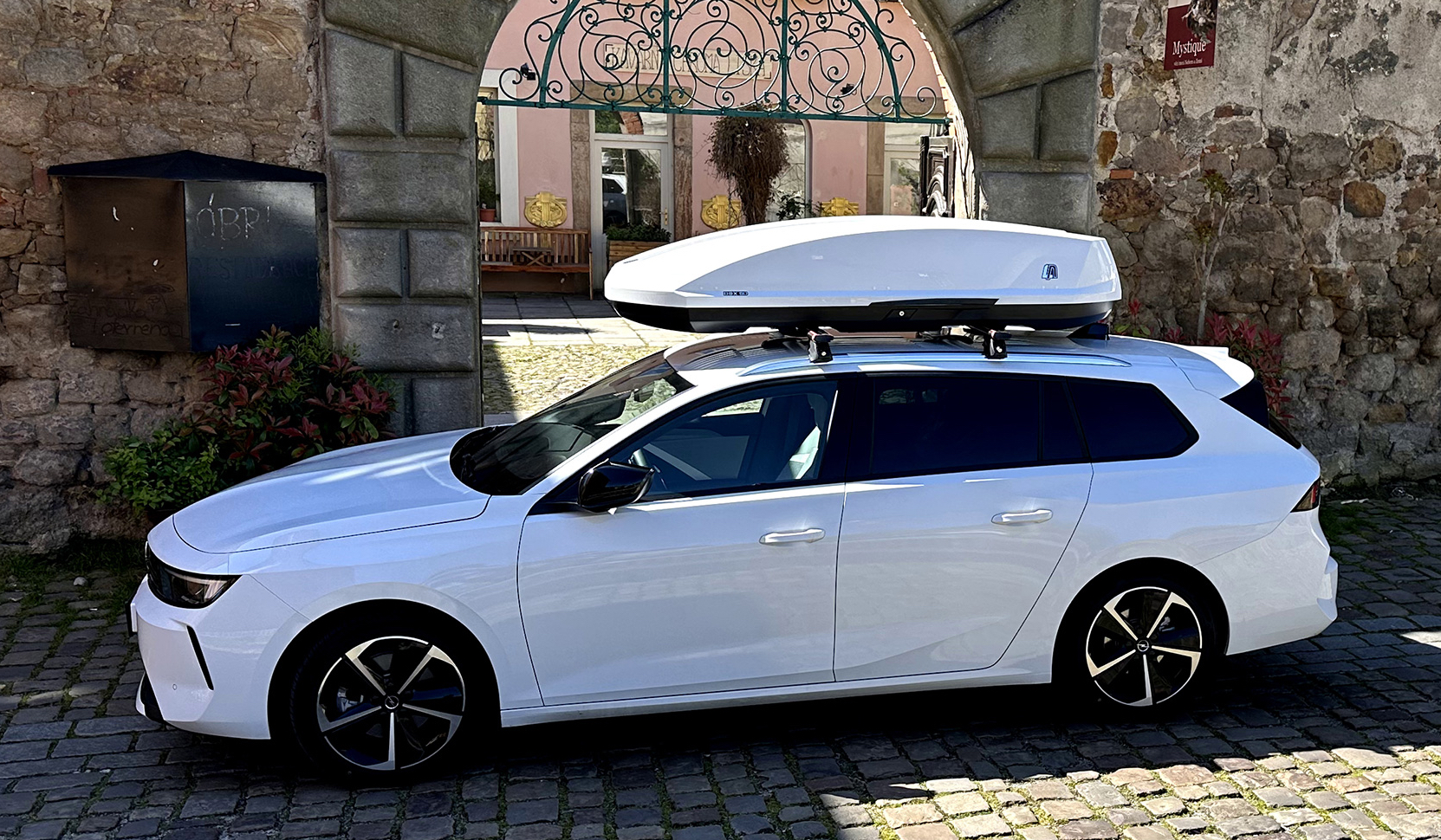 Lanco Dachbox DBX50, Weiß, 460 Liter - ATU